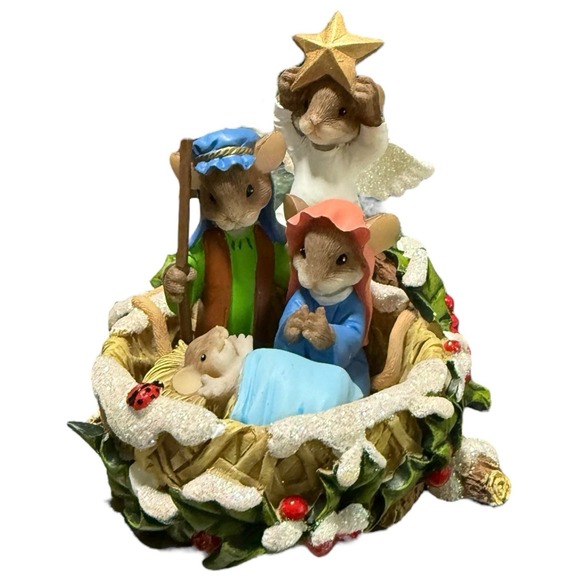 Enesco | Holiday | Charming Tails A Season Born Of Love Figurine ...